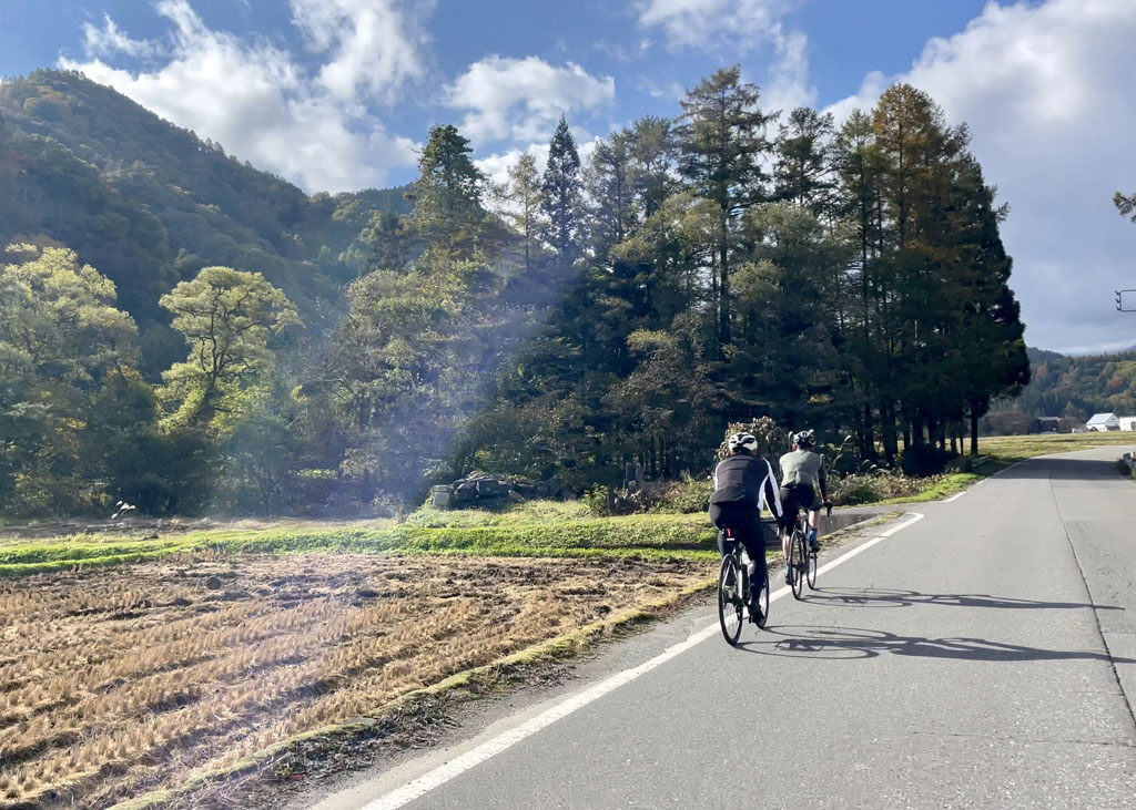 【長野県】北アルプス地域サイクリングモデルコース、秋の美しい景色堪能66kmサイクリング《PR》 - TABIRIN（たびりん）