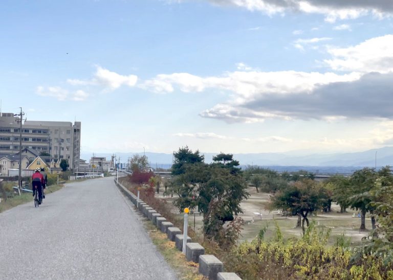 【長野県】北アルプス地域サイクリングモデルコース、秋の美しい景色堪能66kmサイクリング《PR》 - TABIRIN（たびりん）