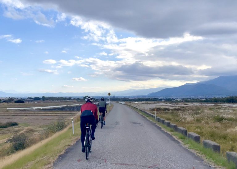 【長野県】北アルプス地域サイクリングモデルコース、秋の美しい景色堪能66kmサイクリング《PR》 - TABIRIN（たびりん）